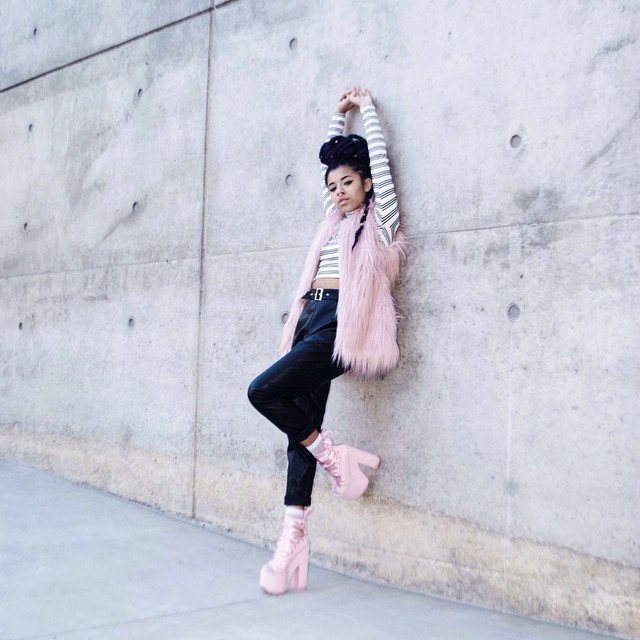 Picture of Lee Velvet