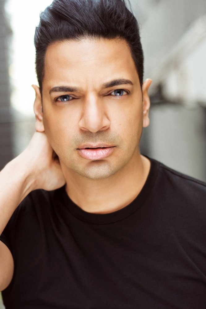 Picture of Christopher Logan