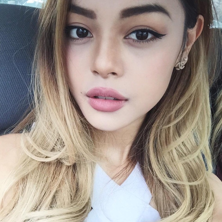 Lily Maymac