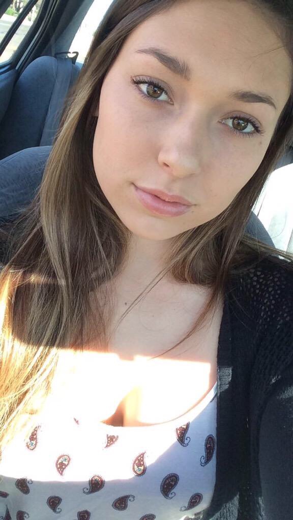 Picture of Erin Ashford