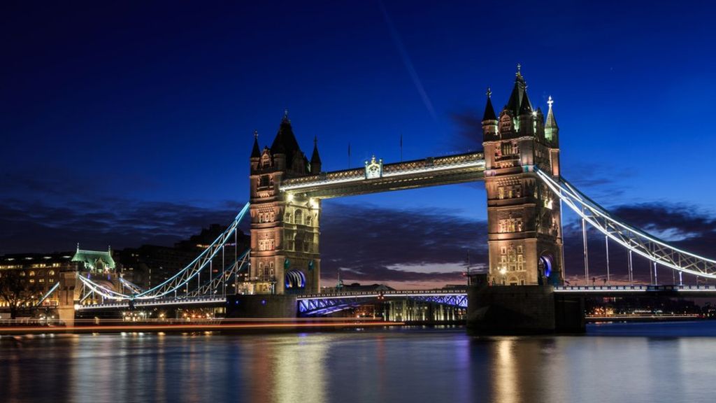 Tower Bridge picture