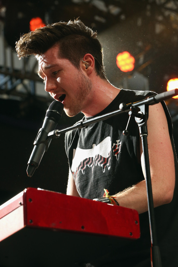 dan smith (bastille) image