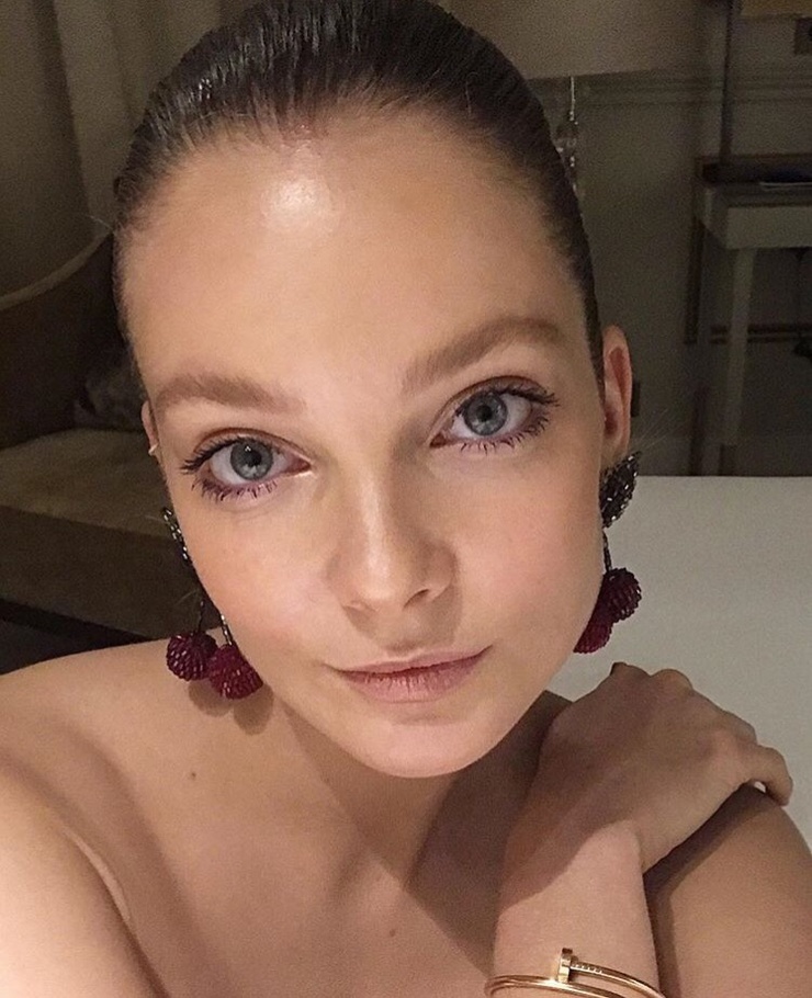 Picture of Eniko Mihalik