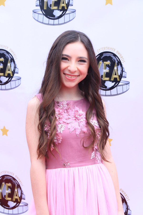 Picture of Ava Cantrell