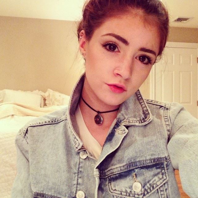 Picture of Chrissy Costanza