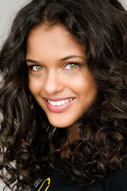 Picture of Thainá Duarte