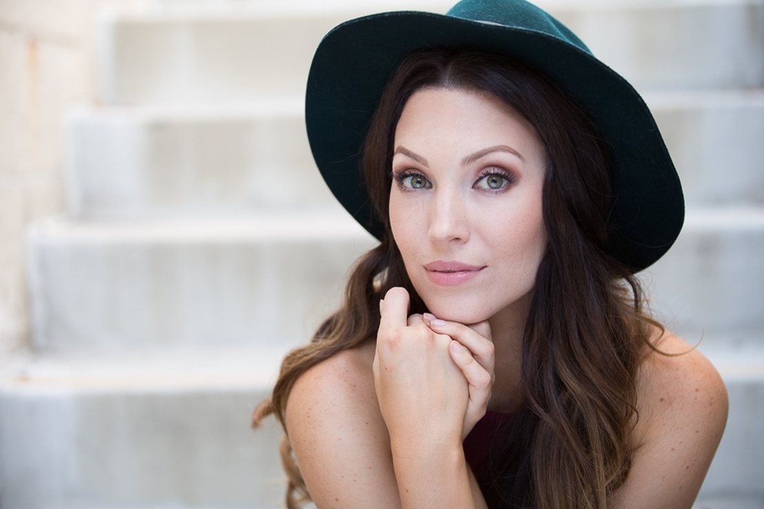 Jenni-Kate Deshon picture