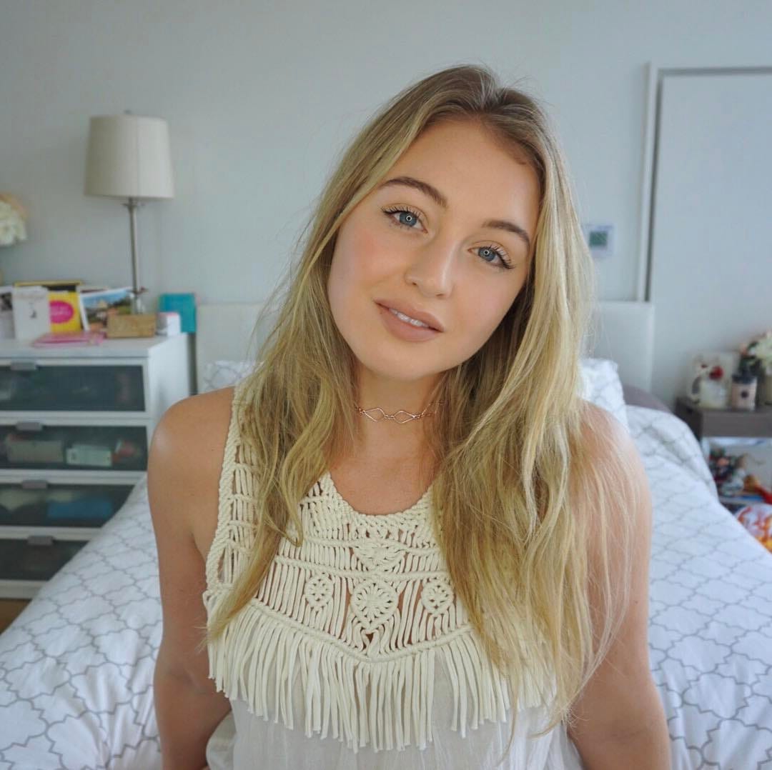 Picture of Iskra Lawrence
