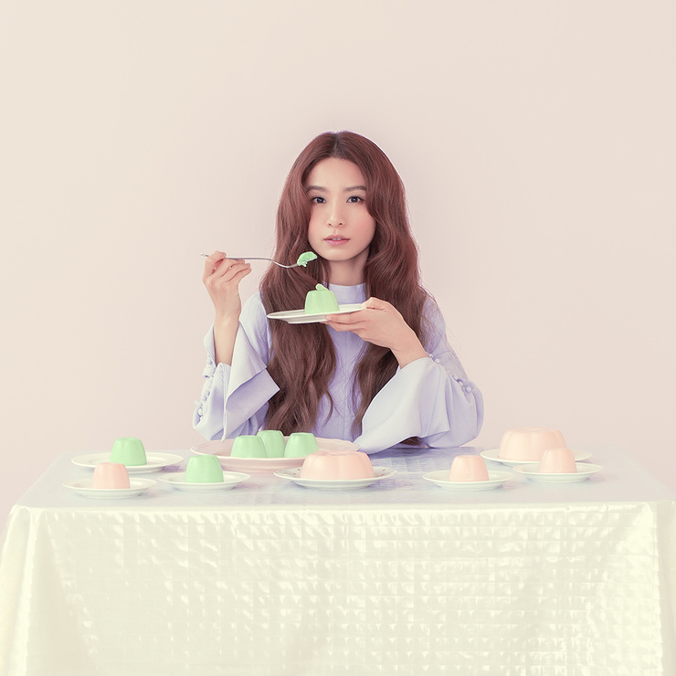 Picture of Hebe Tian