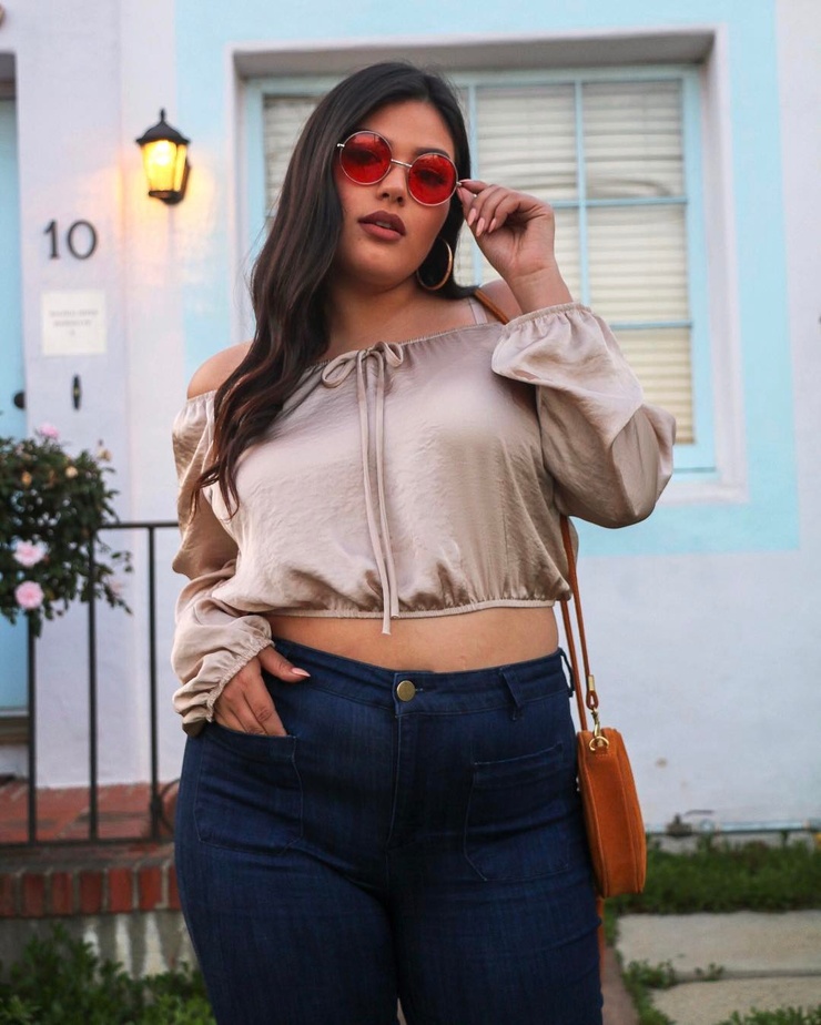 Picture of Vanessa Romo