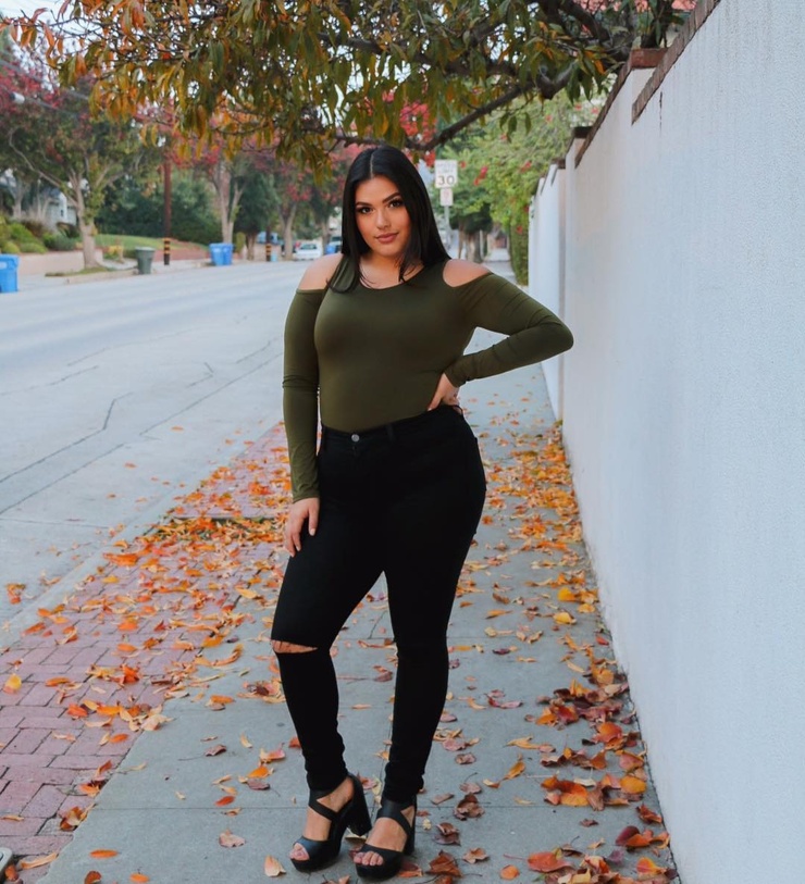 Picture of Vanessa Romo