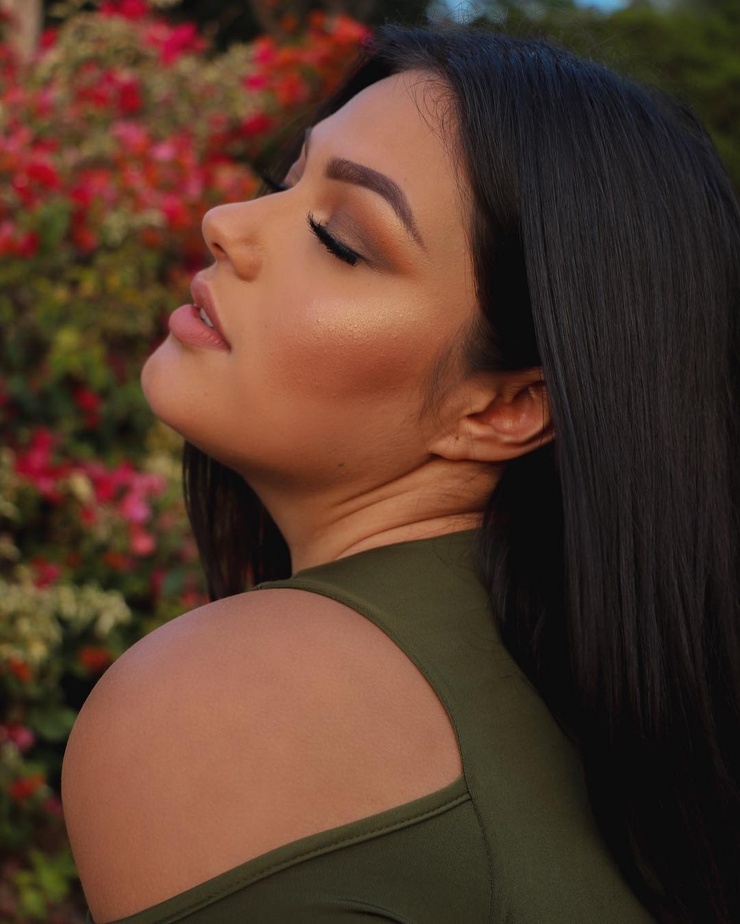 Picture of Vanessa Romo