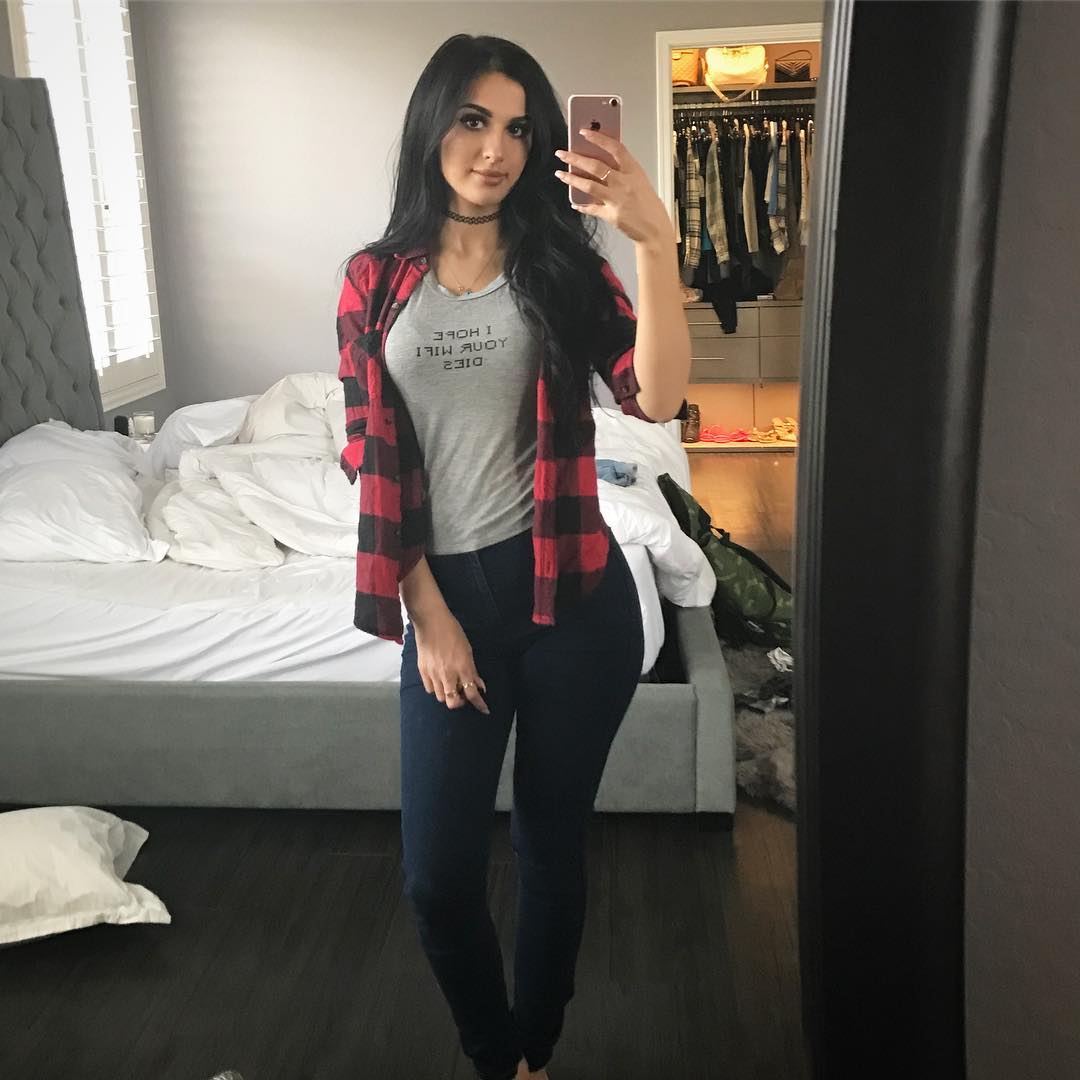 Picture of Alia Shelesh