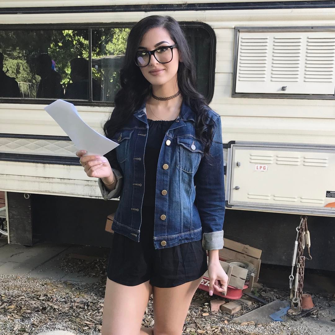 Picture of Alia Shelesh