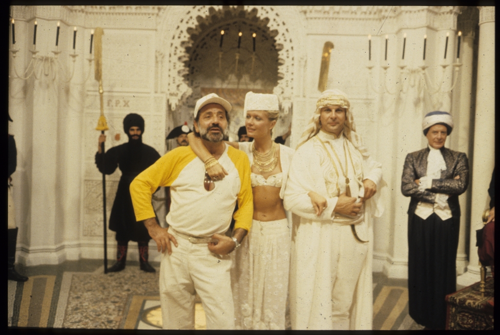 Mimi Coutelier image