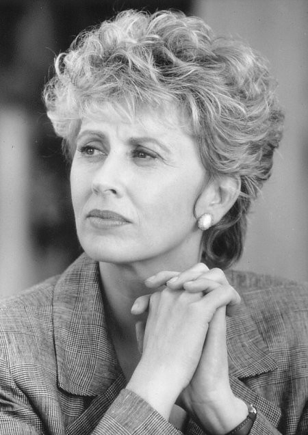 Picture of Kate Nelligan