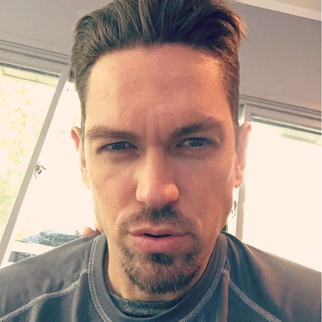 Picture of Steve Howey