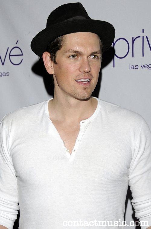 Picture of Steve Howey