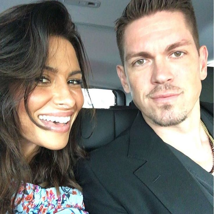 Picture of Steve Howey