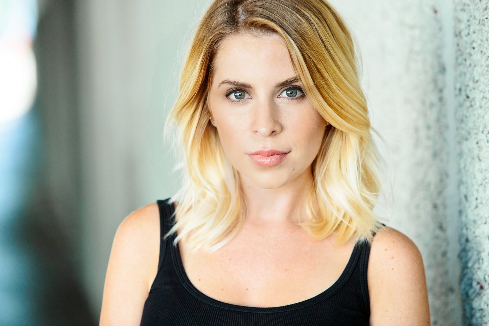 Picture of Lindsay Lamb