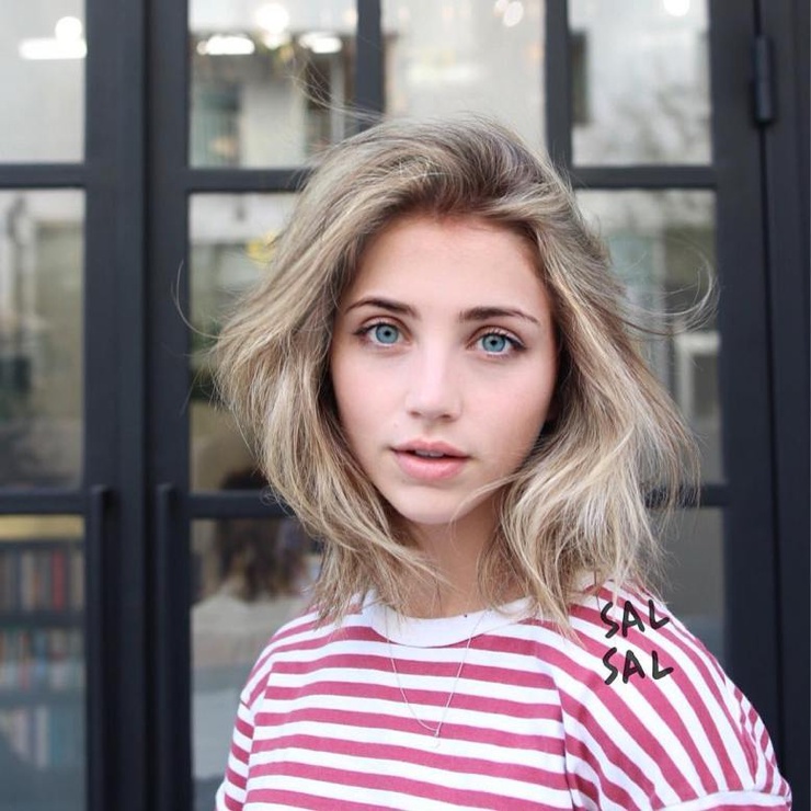 Picture of Emily Rudd