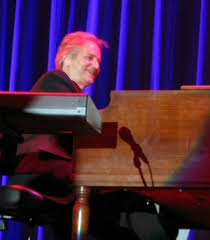 Picture of Neil Larsen