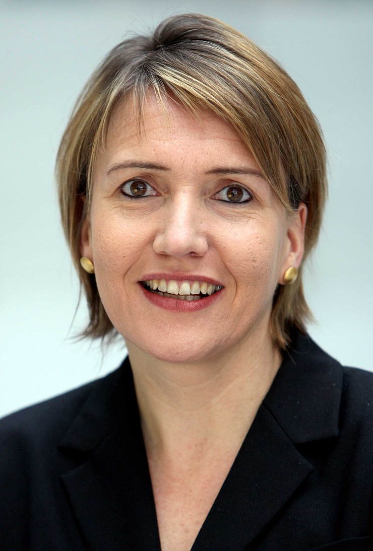 Picture of Simone Peter