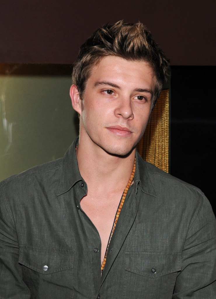 Picture of Xavier Samuel