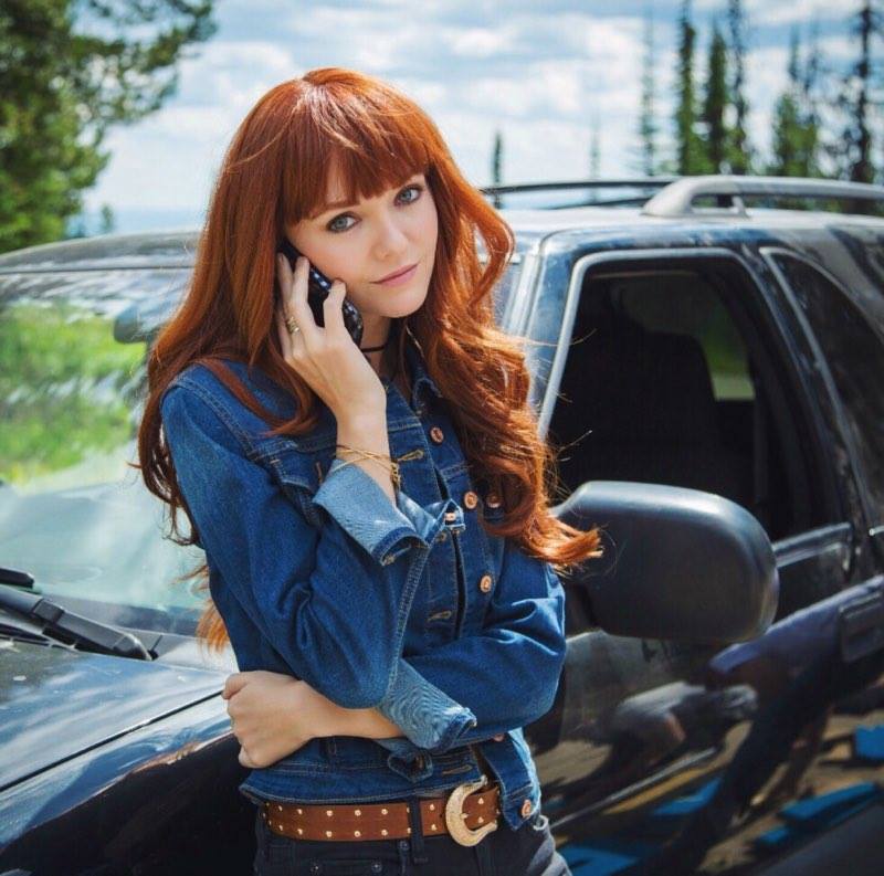 Hannah Rose May image