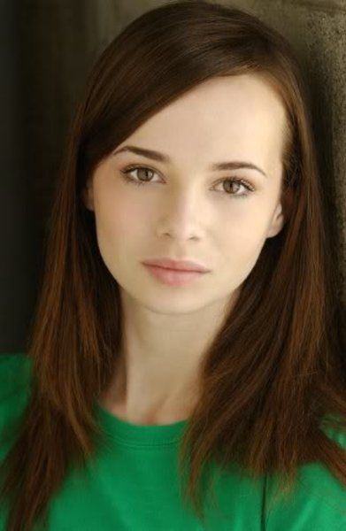 Picture of Ashley Rickards