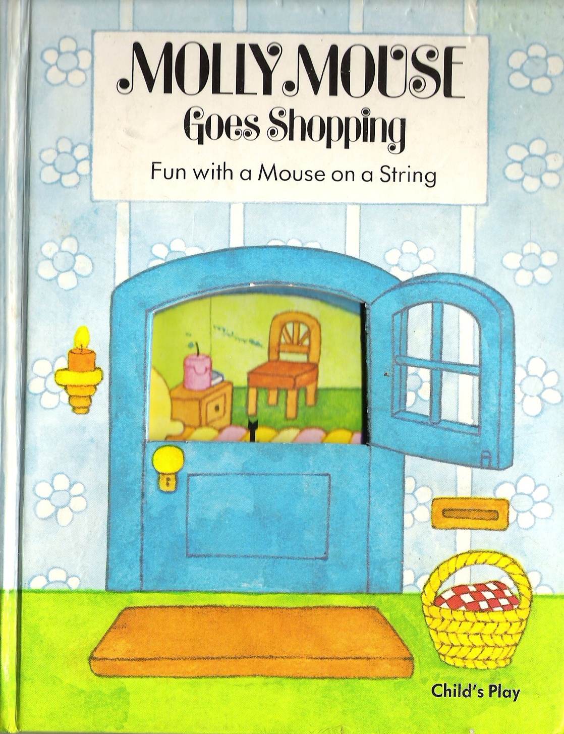 Molly Mouse Goes Shopping : Fun with a Mouse on a String (Play Books ...