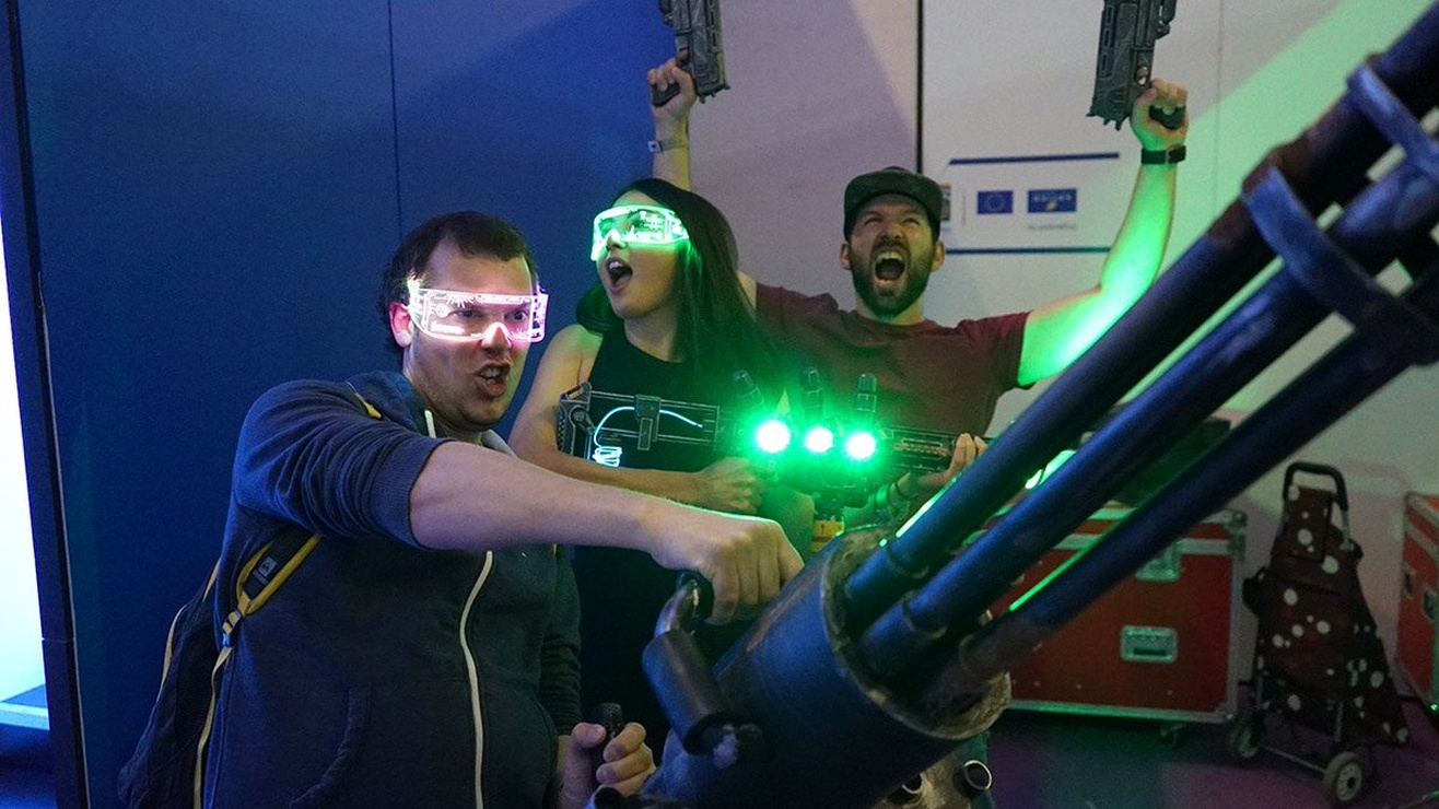 Picture of Outside Xbox