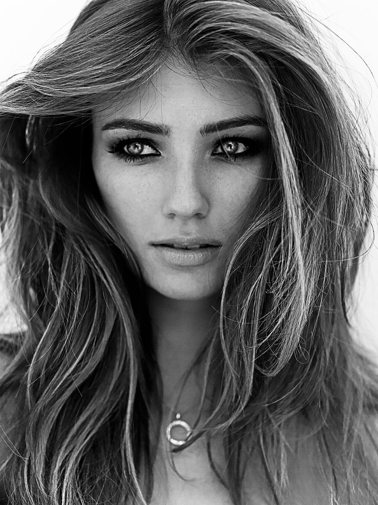 Picture of Lorena RAE
