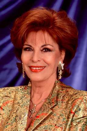 Picture of Elizabeth Teissier