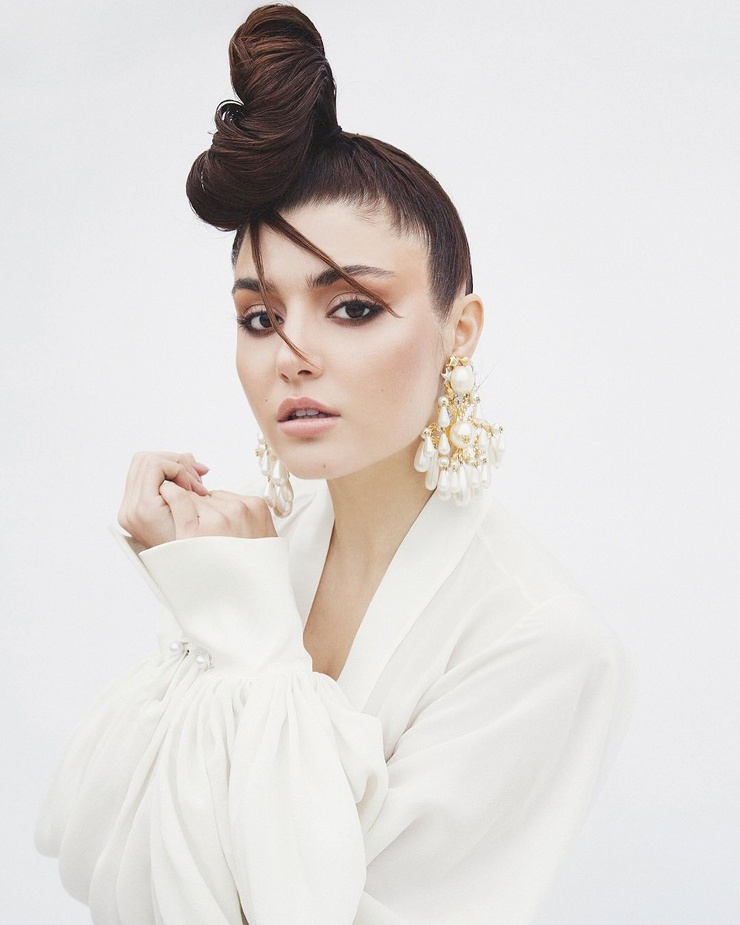 Picture of Hande Erçel