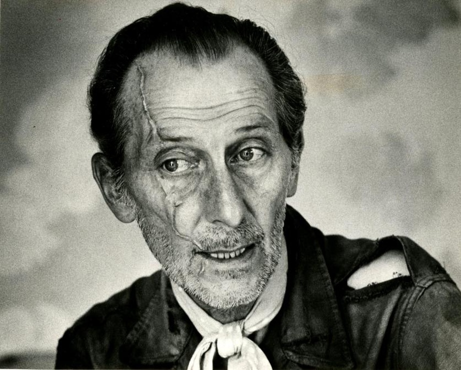 Picture of Peter Cushing