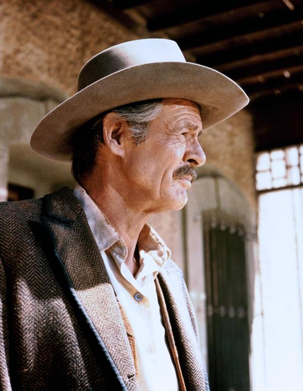 Robert Ryan picture