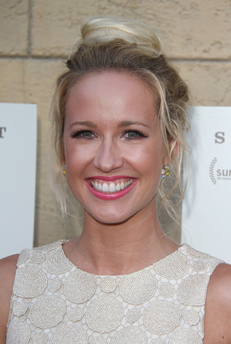 Anna Camp picture