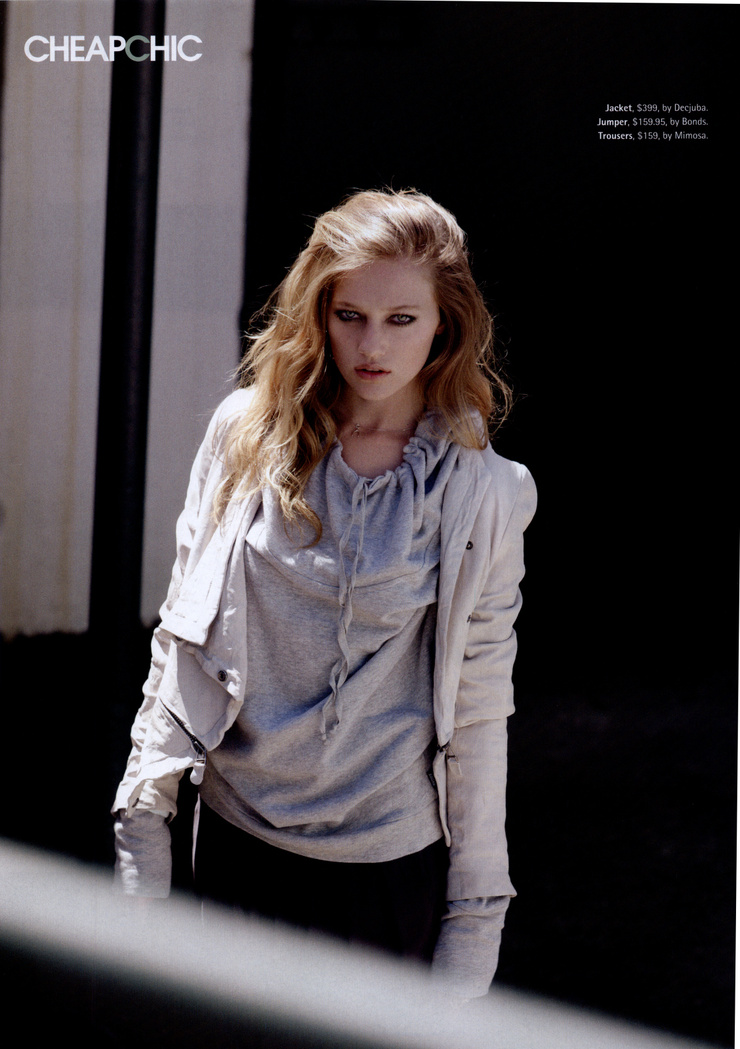 Picture of Zippora Seven