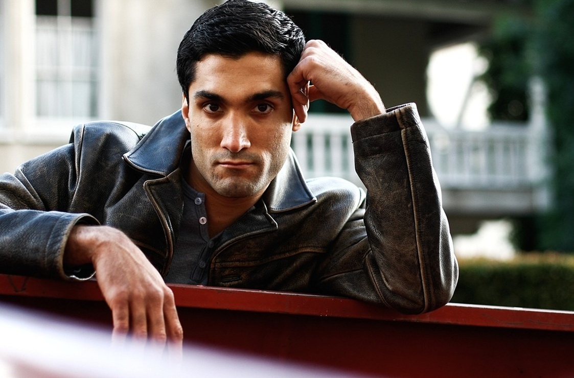 Dominic Rains picture