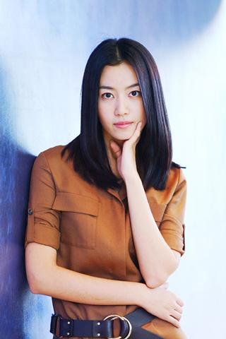 Picture of Yu-mi Kim