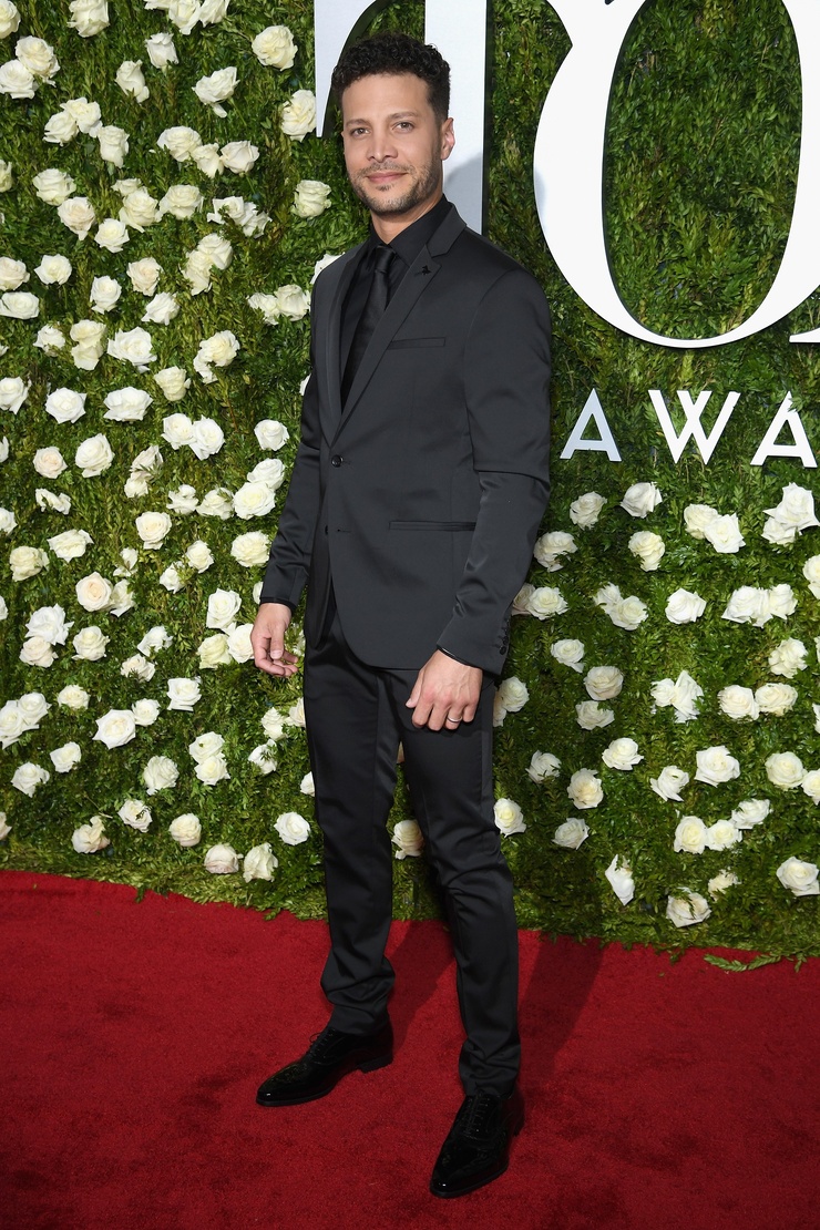 Picture of Justin Guarini