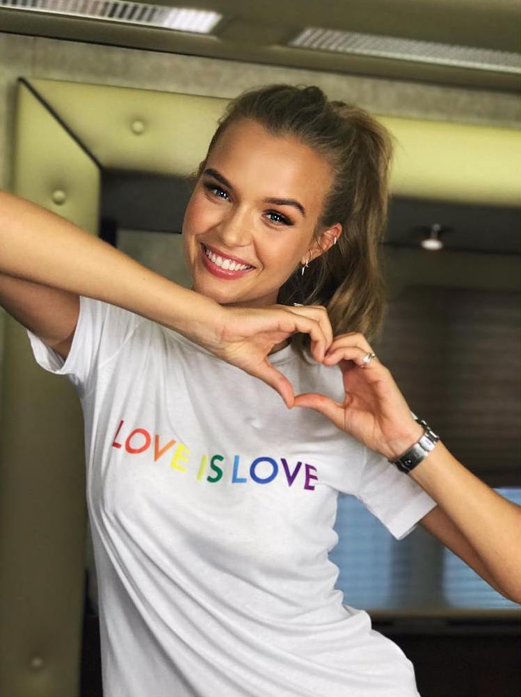 Josephine Skriver image