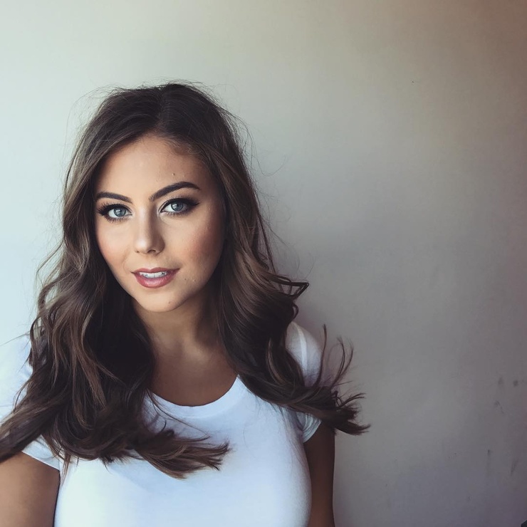 Image of Caralyn Mirand