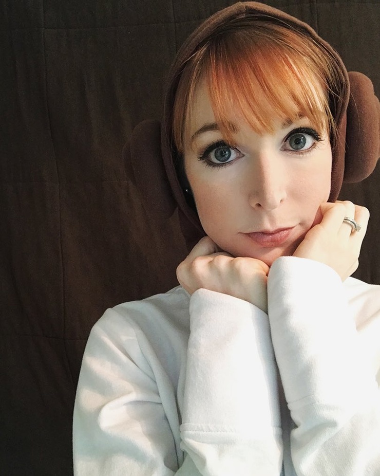 Picture of Lisa Foiles