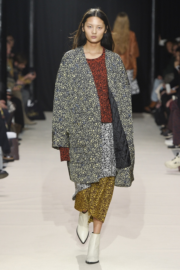 Picture of Zhao Yan
