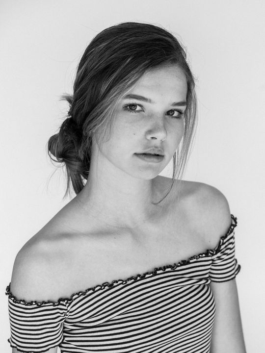 Picture of Ellie Thumann