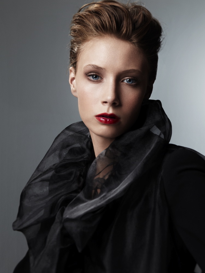 Picture of Caroline Hinton
