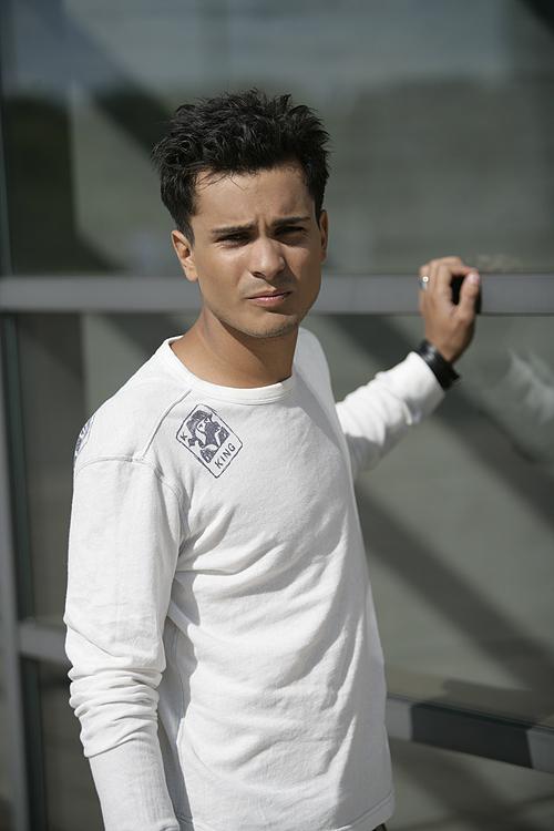 Picture of Simon Mathew