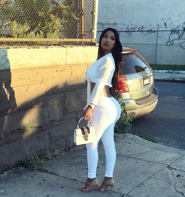 Delianna Urena image